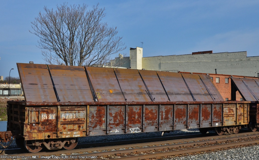 BVRY 5701 is Brandywine Valley Railway.